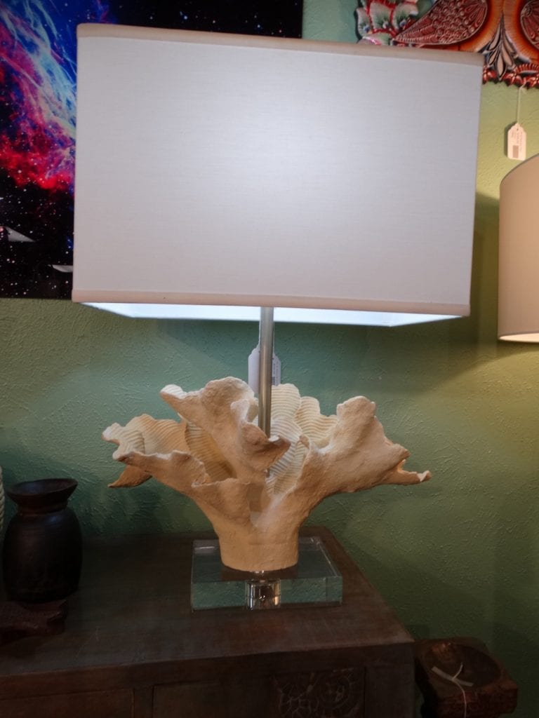 Lamp Sea Shell Table Lamp - Rare Finds Warehouse
